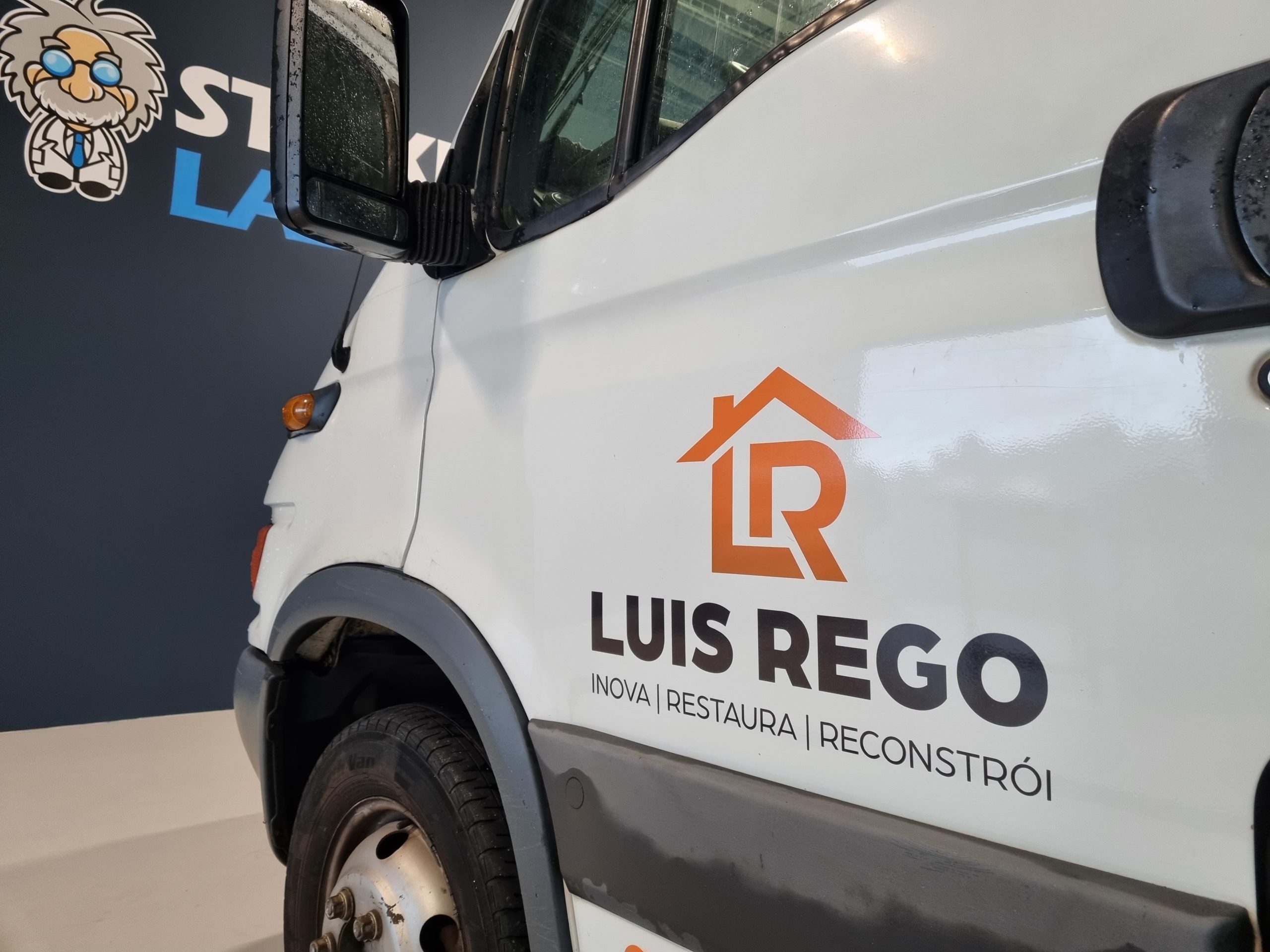 Luis Rego - Stickers Lab